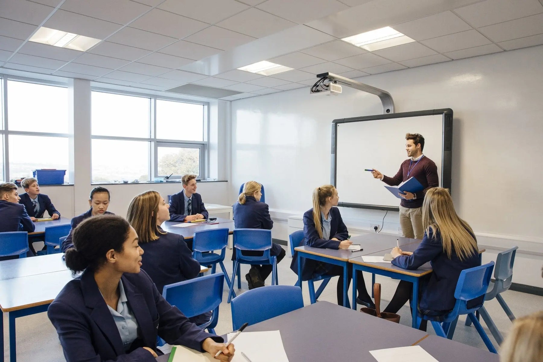 Buy Best Projector for Classroom Teaching | Masters Voice Technology